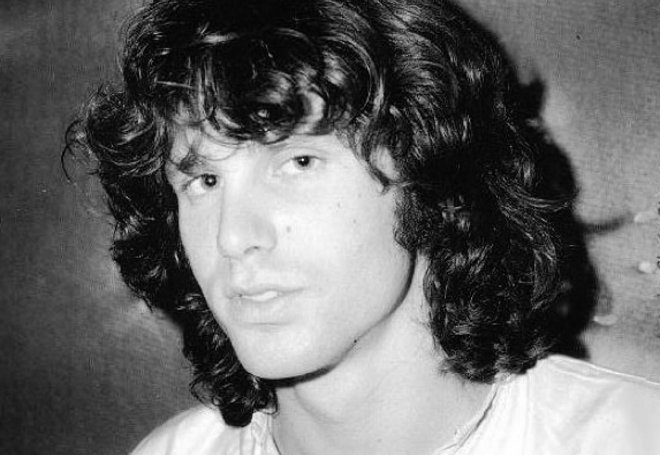 Escritos inéditos de Jim Morrison saldrán a la luz en nuevo libro