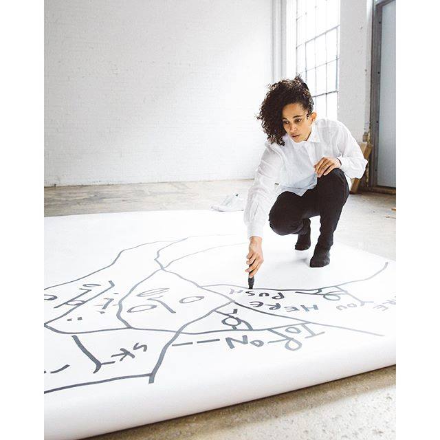 Shantell Martin: Las divertidas líneas que generan increíbles diseños ...